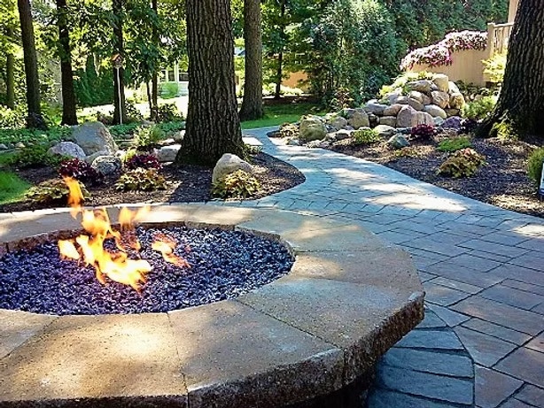 Interlocking Patios, Walkways & Retaining Walls - Landscaping | Outdoor ...