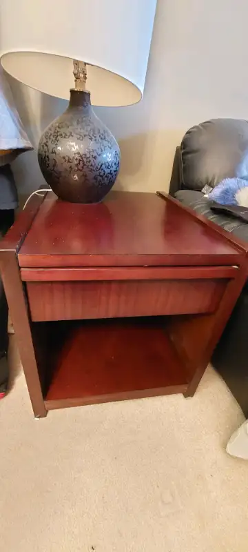 Night table kijiji store
