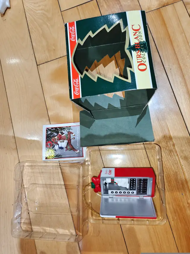 Vintage Vending Machine Mischief Coca Cola Polar Bear ornament | Arts ...