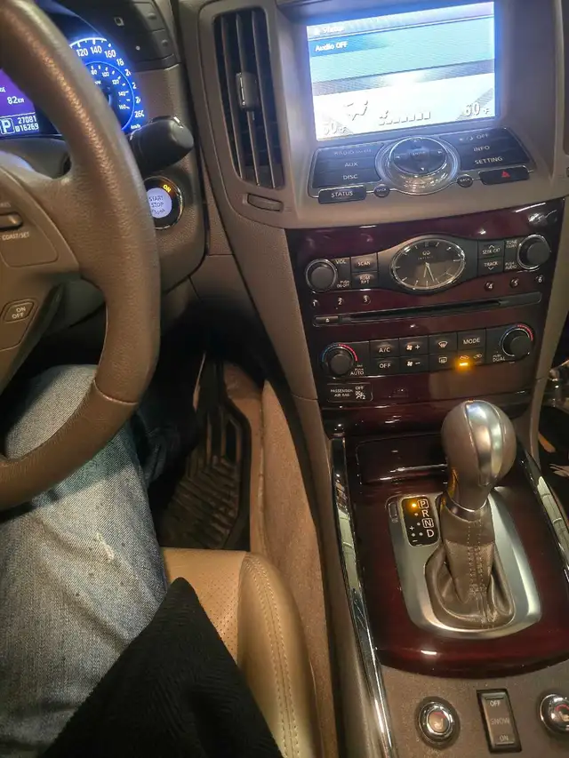 Infinite G25x Very low mileage | Classic Cars | City of Montréal | Free ...