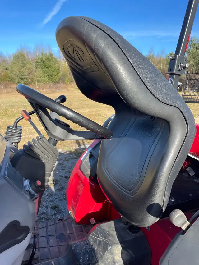For sale Mahindra 1526 HST 4WD TLB compact utility tractor | Heavy ...