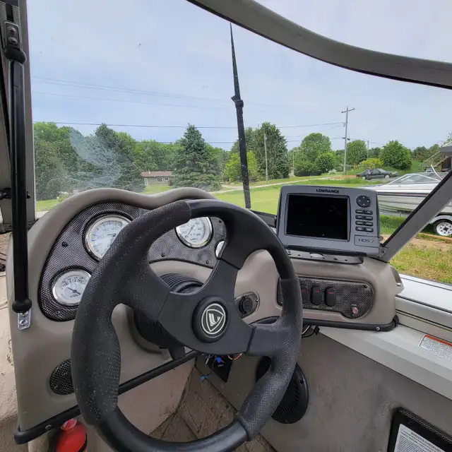 17’ Fisher boat- fishing tubing boating | Powerboats & Motorboats ...