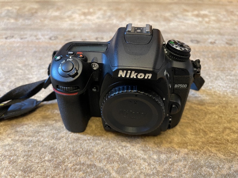 Nikon D7500 camera body with 50mm f/1.8G Nikkor lens - MINT | Cameras ...