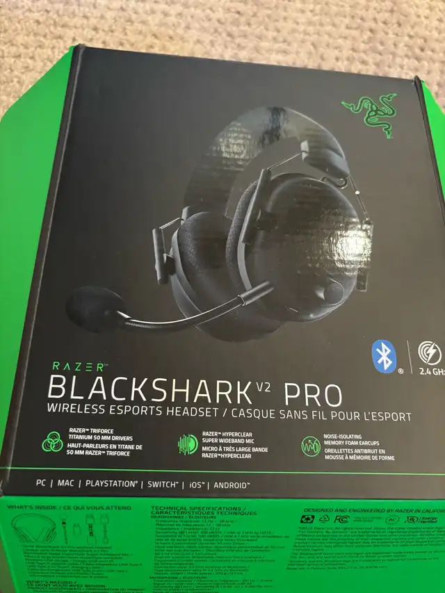 Like New $300 Razer Blackshark V2 Pro Headset (PS5/PS4/PC) | Sony ...