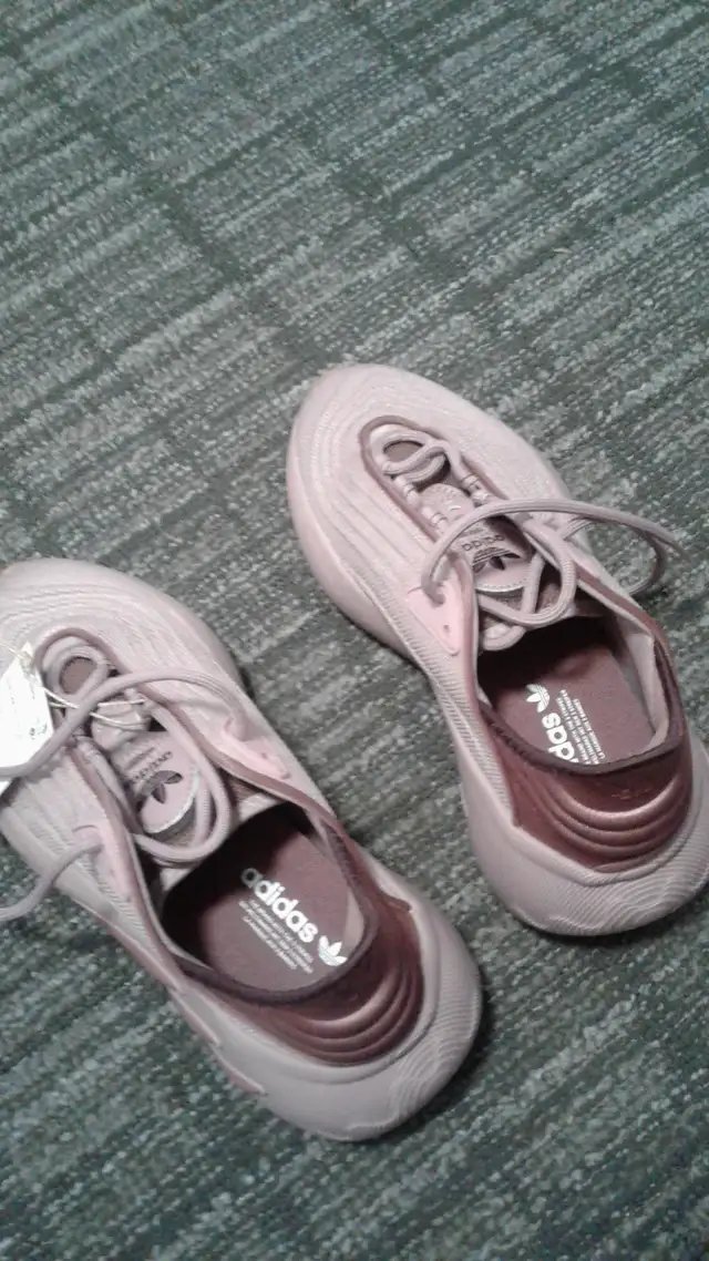 WOMEN'S NEW ADIDAS SHOES | Women's - Shoes | City of Toronto | Free ...
