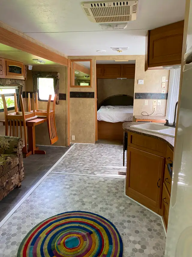 2008 keystone Hornet Retreat travel trailer 40 foot $8,000 | Travel ...