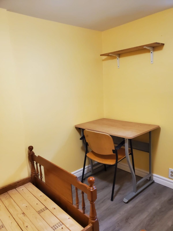 Room For Rent | Room Rentals & Roommates | Kitchener / Waterloo | Kijiji