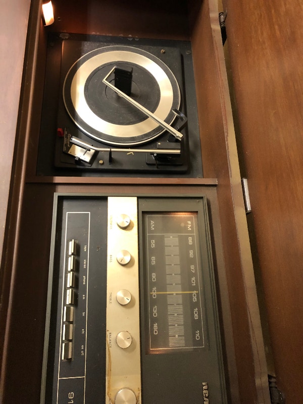 Old record player tuner floor model | Stereo Systems & Home Theatre ...