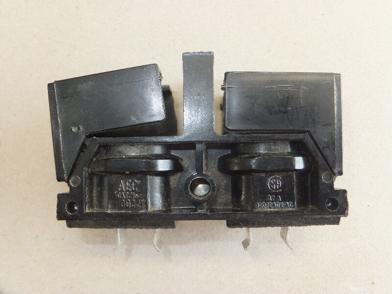 302 Amalgamated fuse pull out | Electrical | Ottawa | Kijiji Classifieds