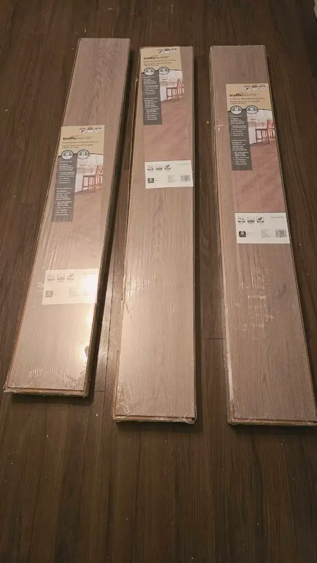 Laminate wood flooring 40 sq ft (2 boxes left) | Floors & Walls ...