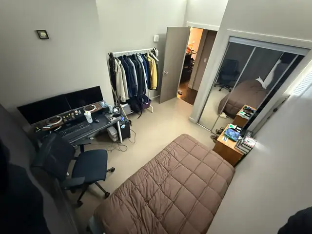 2 Bedrooms + 2 Full Bathrooms Downtown Victoria Park / Beltline | Long ...