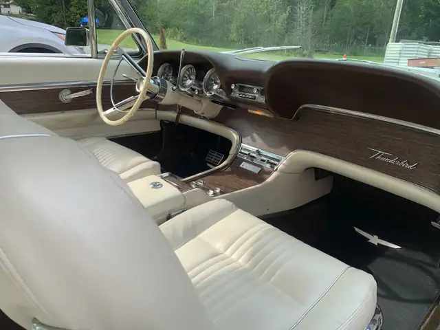 THUNDERBIRD MONACO LIMITED EDITION LANDAU | Classic Cars | Barrie ...