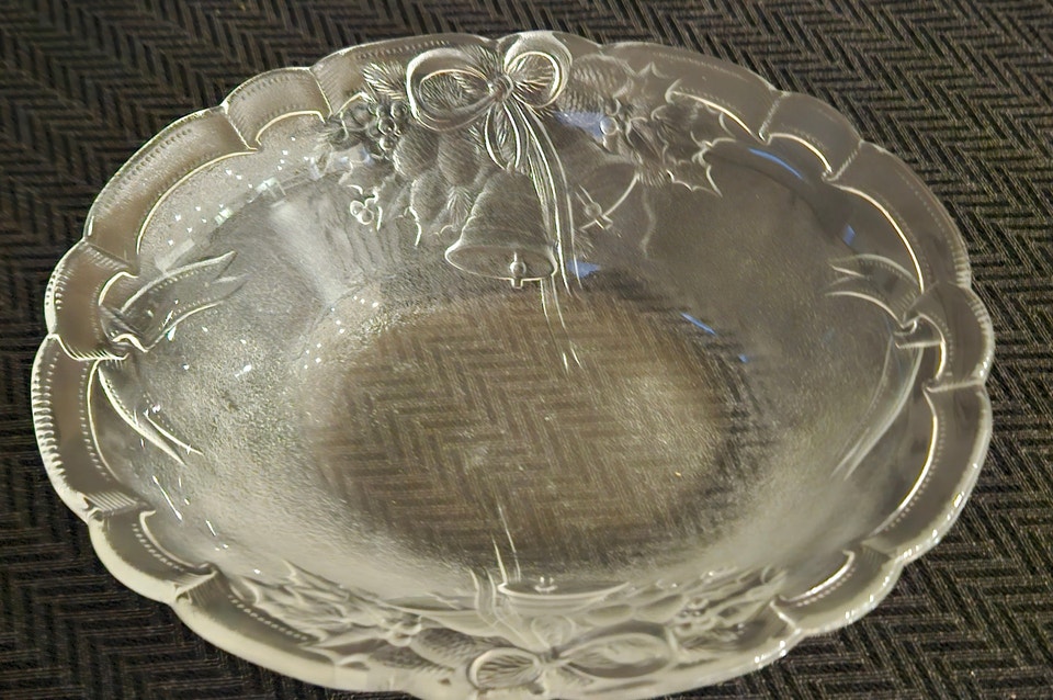 Mikasa Crystal Christmas/Holiday Serving Bowl | Holiday, Event ...