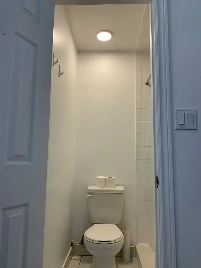 Fully Furnished Studio | The Annex | Long Term Rentals | City of ...