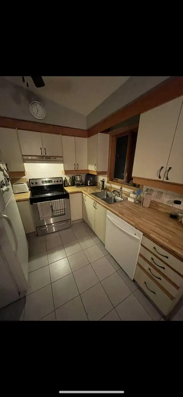 room for rent - WestIsland - Pierrefonds | Room Rentals & Roommates ...