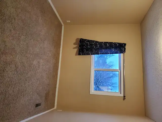 Red Deer Downtown 2-storey 2 BDRM townhouse | Long Term Rentals | Red ...