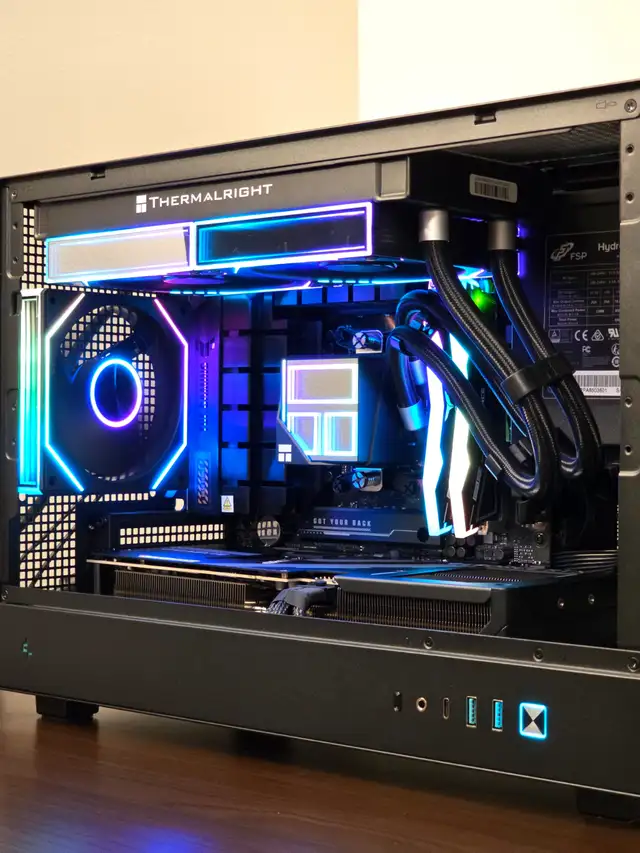 RTX 5080 + 9800X3D Gaming PC High End Micro/Mini Build | Desktop ...