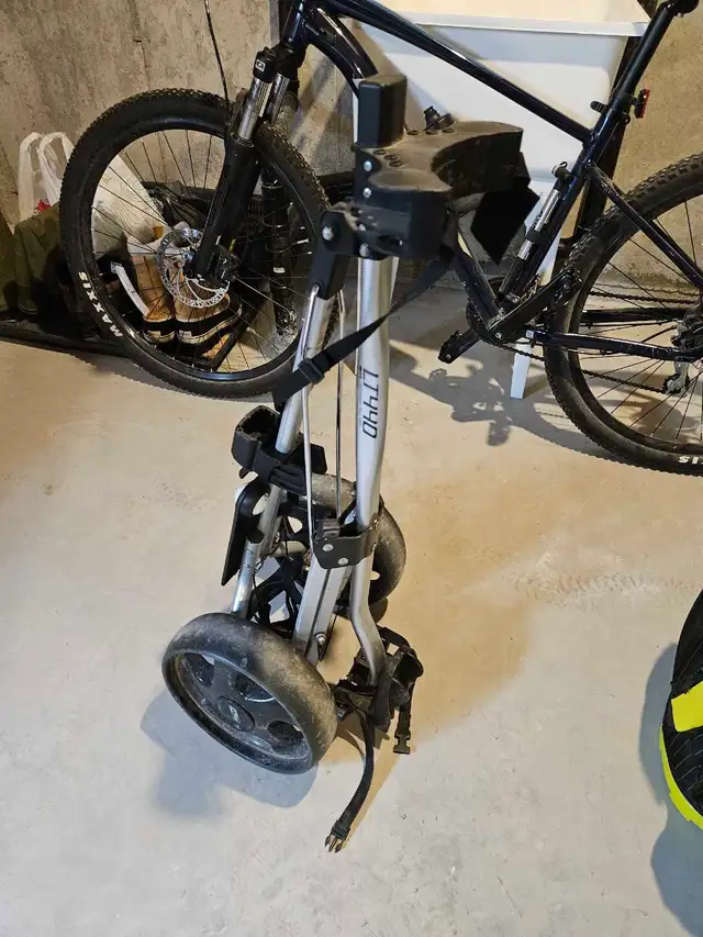 golf pull cart | Free Stuff | Ottawa | Free local classifieds - Kijiji