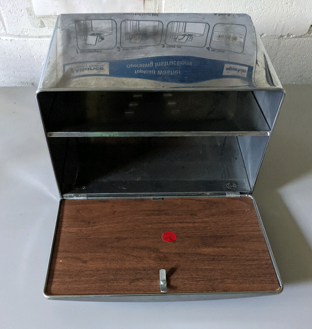 Mid Century Modern bread box. | Arts & Collectibles | City of Toronto ...