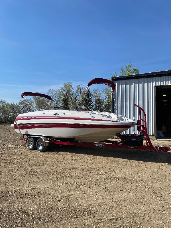 2005 24’ Ebbtide funcruiser deck boat | Powerboats & Motorboats | Saskatoon | Kijiji