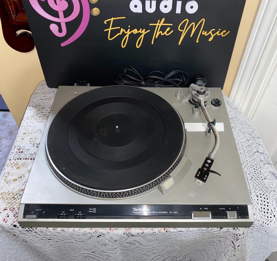 Technics SL-220 Frequency Generator Servo Turntable – Serviced | Stereo ...