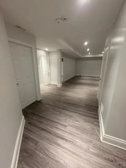 Renovated Port Credit basement apartment $1700 all inclusive | Long ...