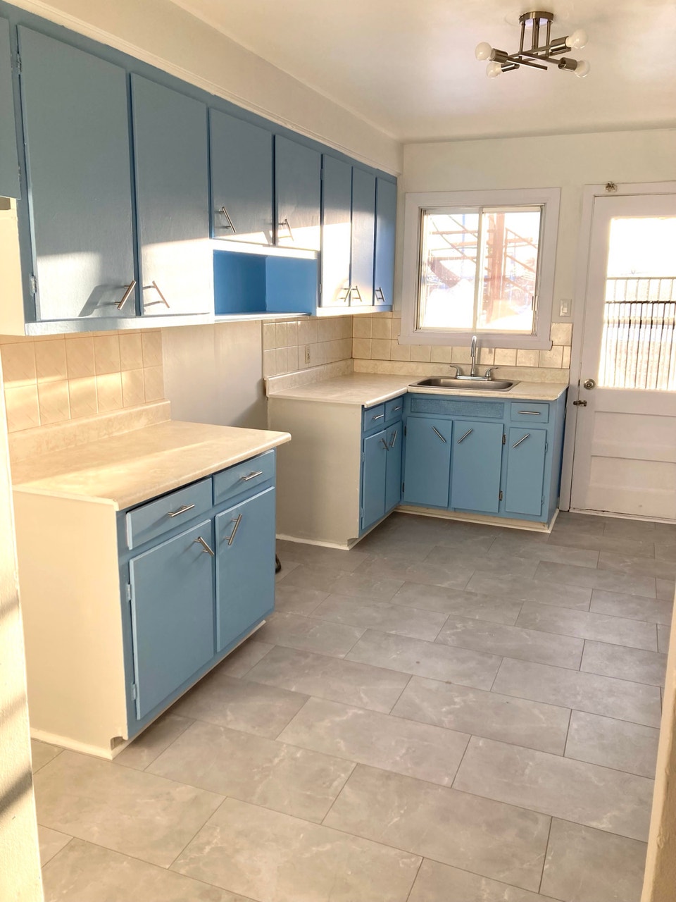 4 1/2 villeray 5min métro fabre | Long Term Rentals | City of Montréal ...