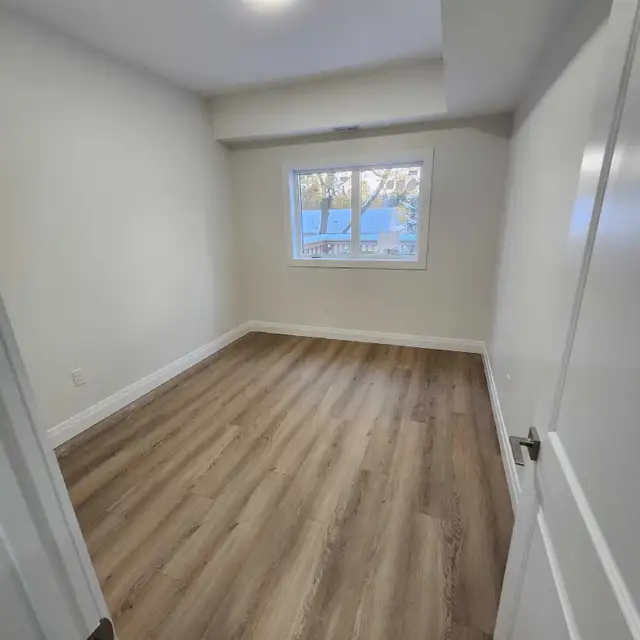Luxury 3b 2b 1400sq ft unit by Frederick Mall | Long Term Rentals ...