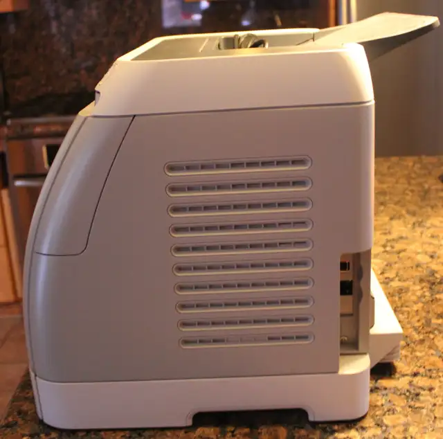 HP Laser Jet 2600N Colour Printer - Excellent working condition ...