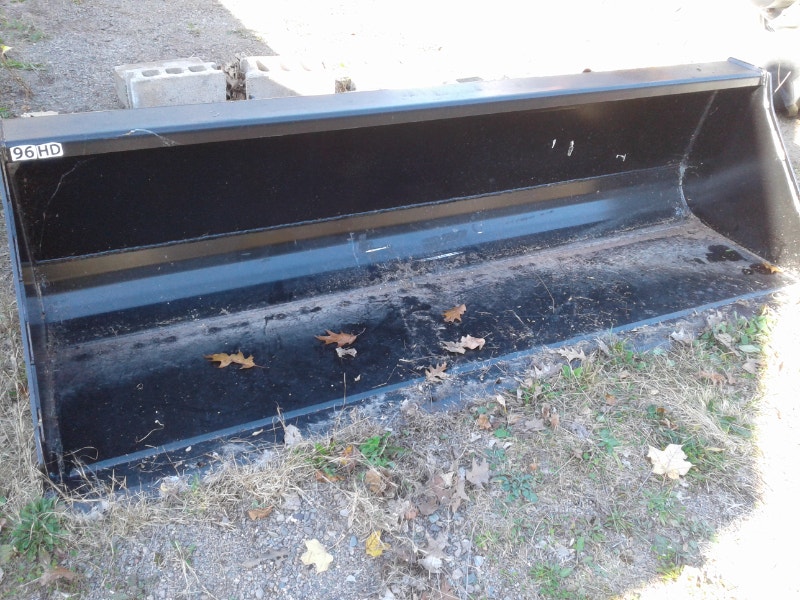 New 8 ft quick attach loader bucket. Skid steer design | Farming ...