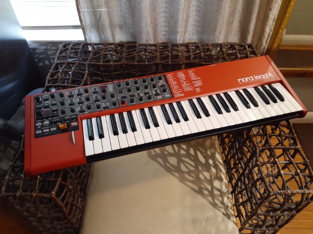 Nord Lead 4 49-Key Performance Synthesizer Virtual Analog 4-Part ...