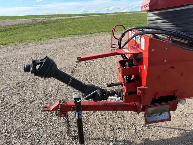 Farm King 13 85 swing auger | Farming Equipment | Saskatoon | Free ...
