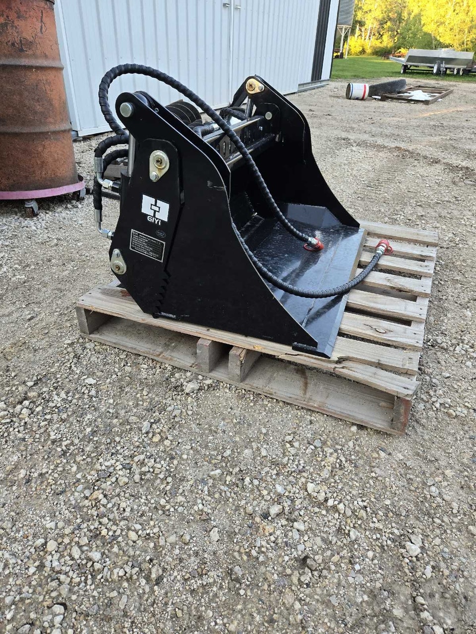 mini skid steer 4 way bucket | Other | Winnipeg | Free local ...
