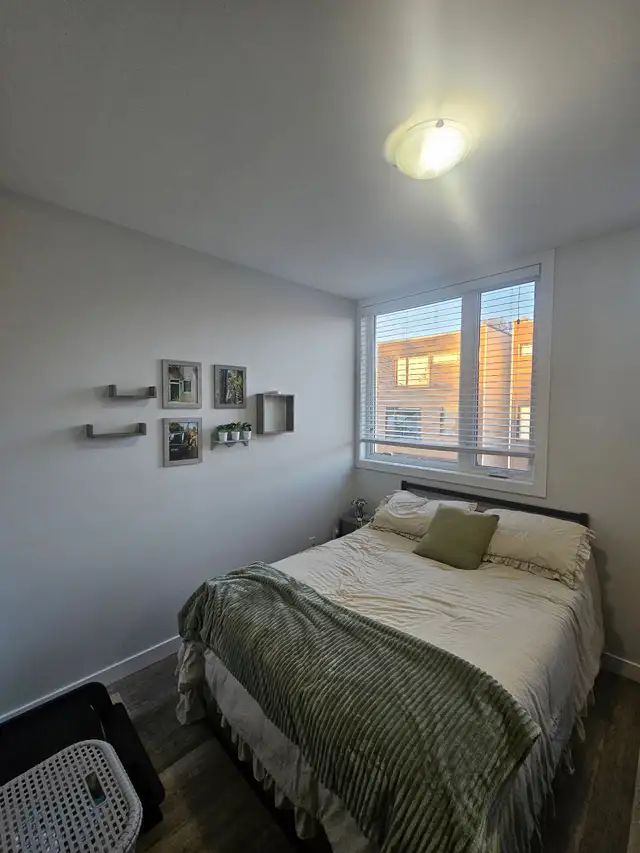 BEECHWOOD VILLAGE-BACHELOR-NEW BUILDING-5 APPLIANCES-AIR-JAN.1 | Long Term Rentals | Ottawa ...