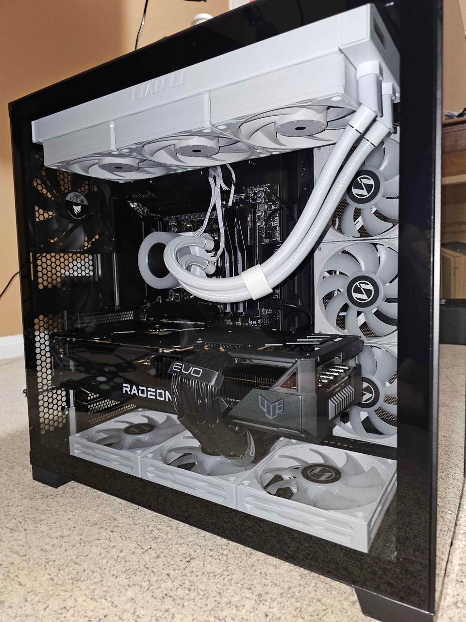 Custom Built Black And White Gaming PC, (4k ready/ High fps) | Desktop ...