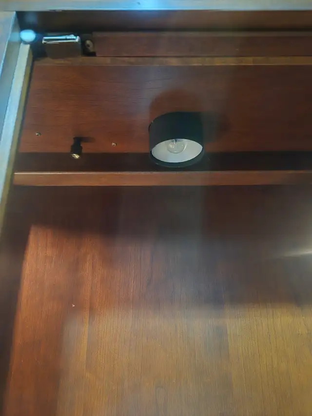 Gibbard Mahogany Hutch | Hutches & Display Cabinets | Ottawa | Free ...