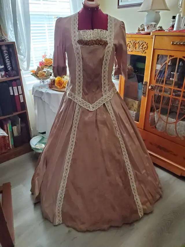 1860 LADIES DRESS COSTUME | Women's - Dresses & Skirts | Charlottetown ...