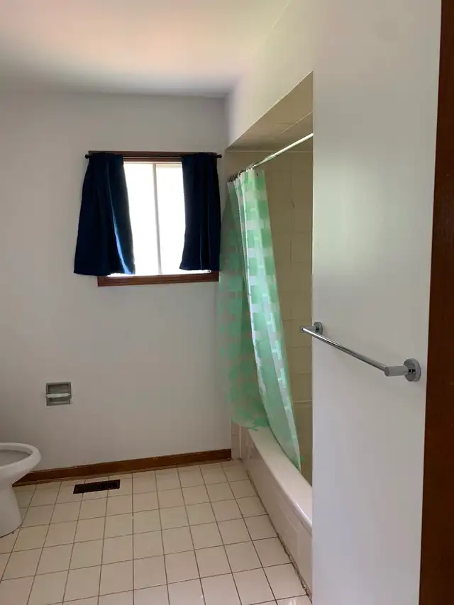 Private room for rent in Etobicoke includes everything - $625!!! | Room ...