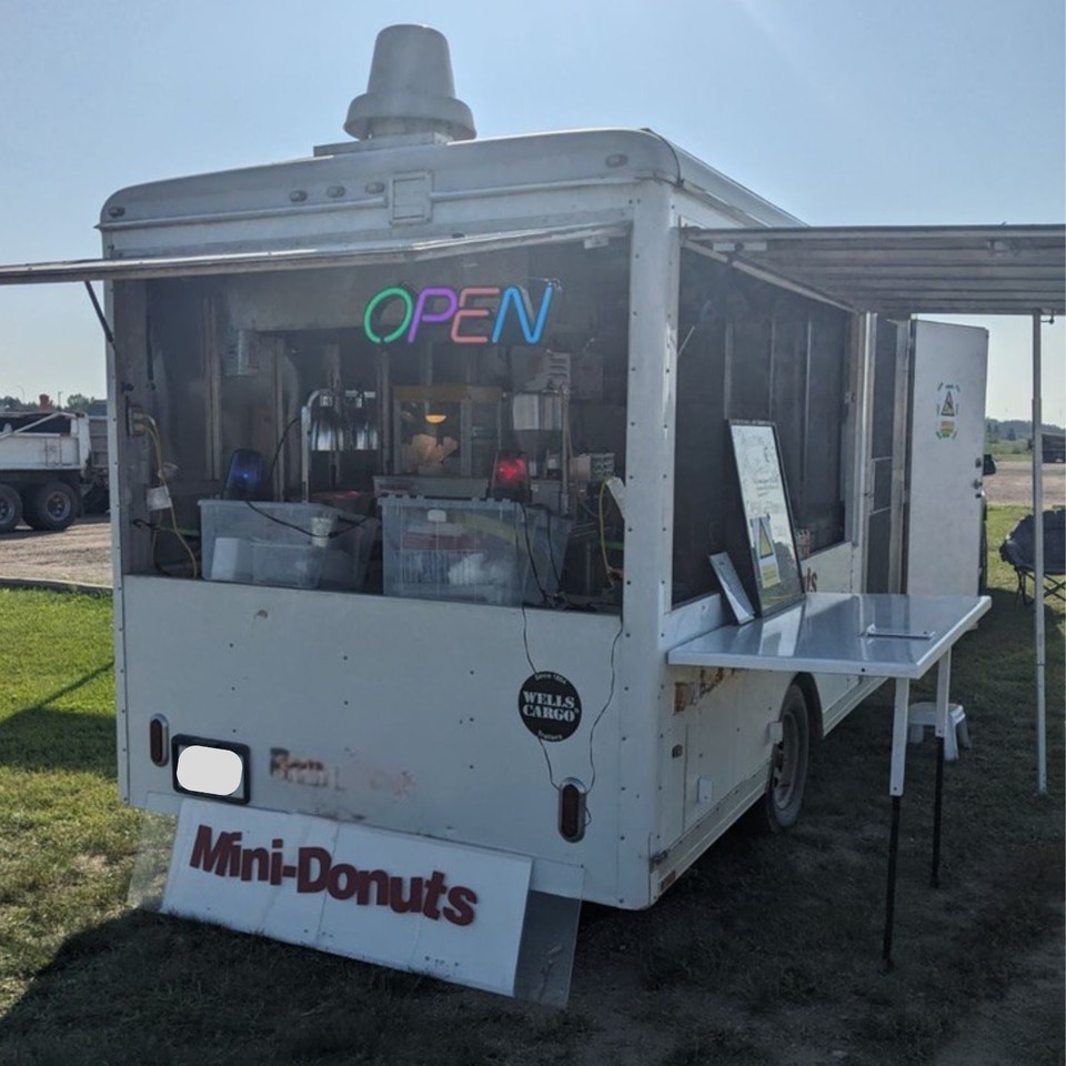Seasonal Lease - Mini Donut & Ice Cream Food Trailer (Alberta) | Food ...