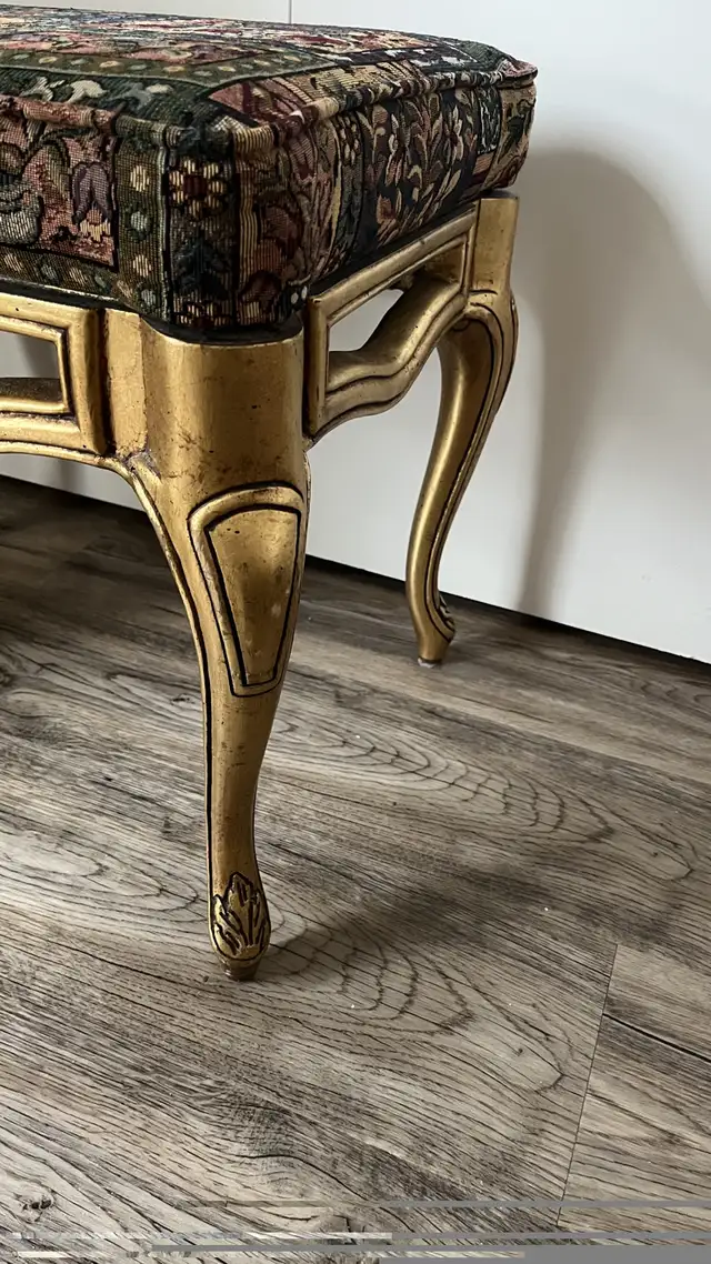 2 benches with gold leaf | Chairs & Recliners | Laval / North Shore ...