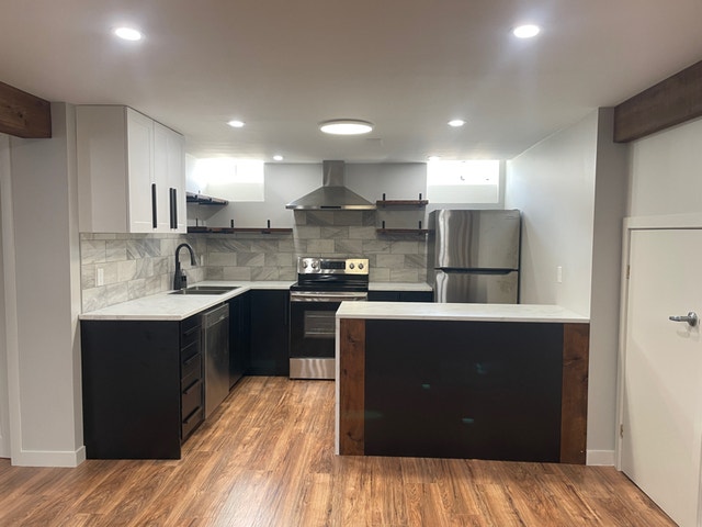 1+1 Rustic Modern Open Concept Unit- Innisfil - newly renovated | Long ...