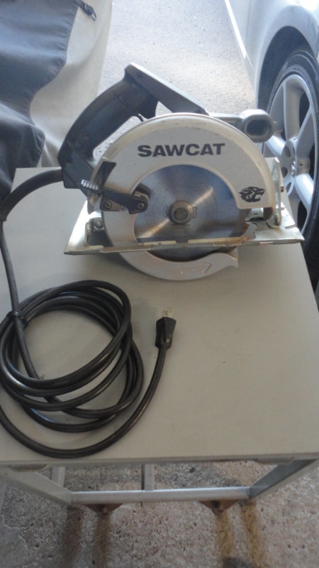 Black and Decker / Dewalt Sawcat 7 1/4 Circular Saw | Power Tools ...