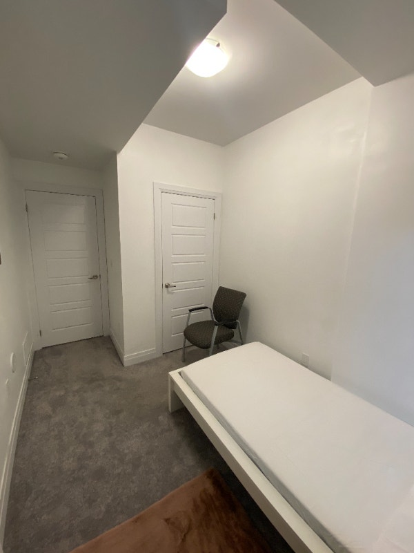 Short Term Room Rentals - Female only | Room Rentals & Roommates | City ...