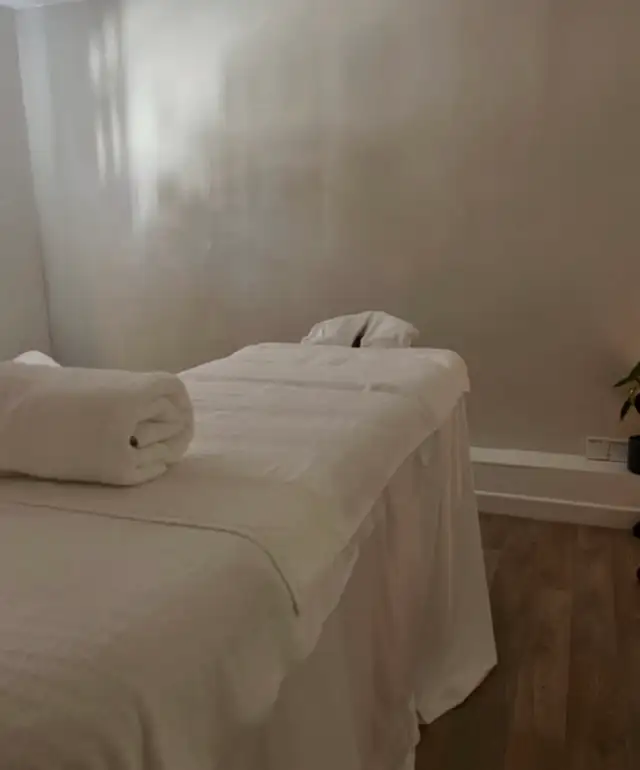 Pure Bliss: Solo & For Hand Massage Experience | Massage Services ...
