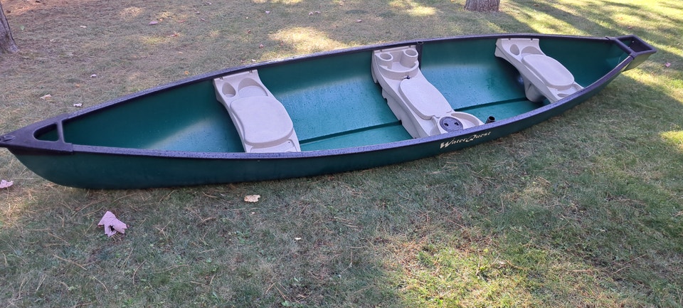 16ft Water Quest Canoe For Sale | Canoes, Kayaks & Paddles | Ottawa ...