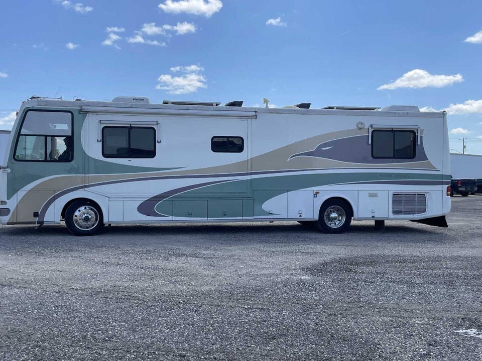 2000 Gulf Stream Scenic Cruiser | RVs & Motorhomes | Winnipeg | Free ...