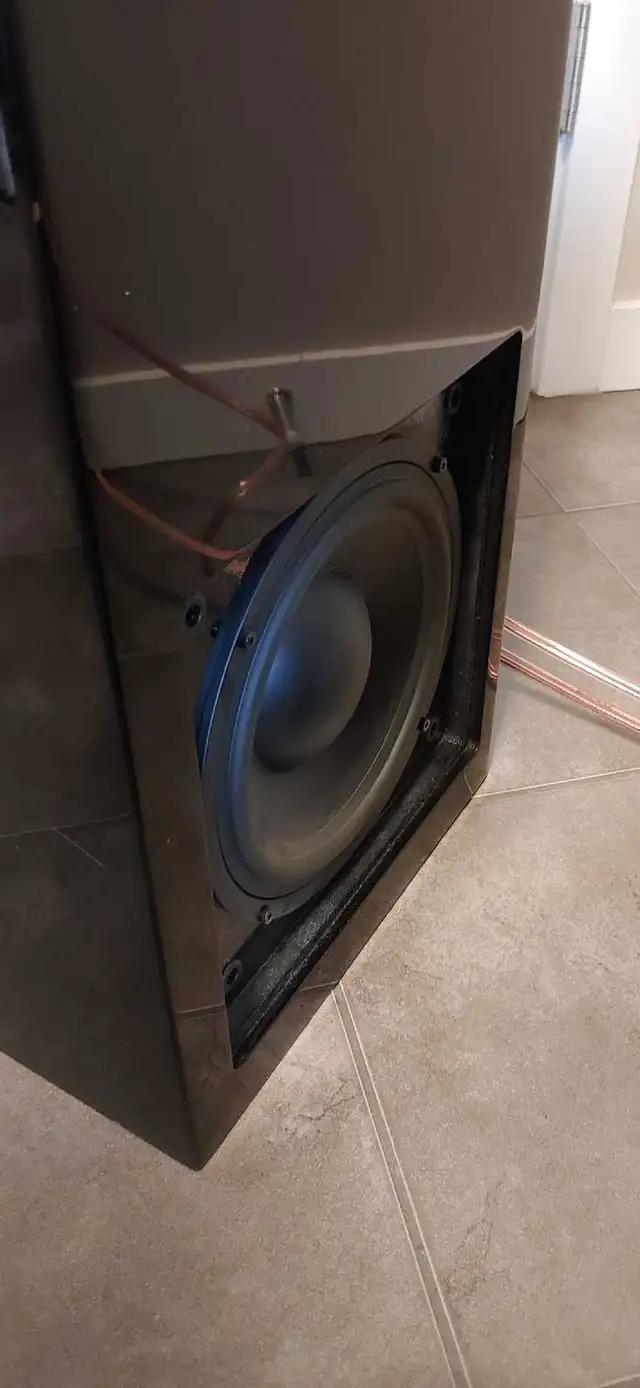 NHT ST4, SB2 and SC2 speakers | Speakers | Calgary | Free local classifieds - Kijiji