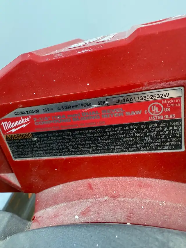 Milwaukee M18 FUEL 7-1/4” Dual Bevel Sliding Compound Miter Saw | Power ...