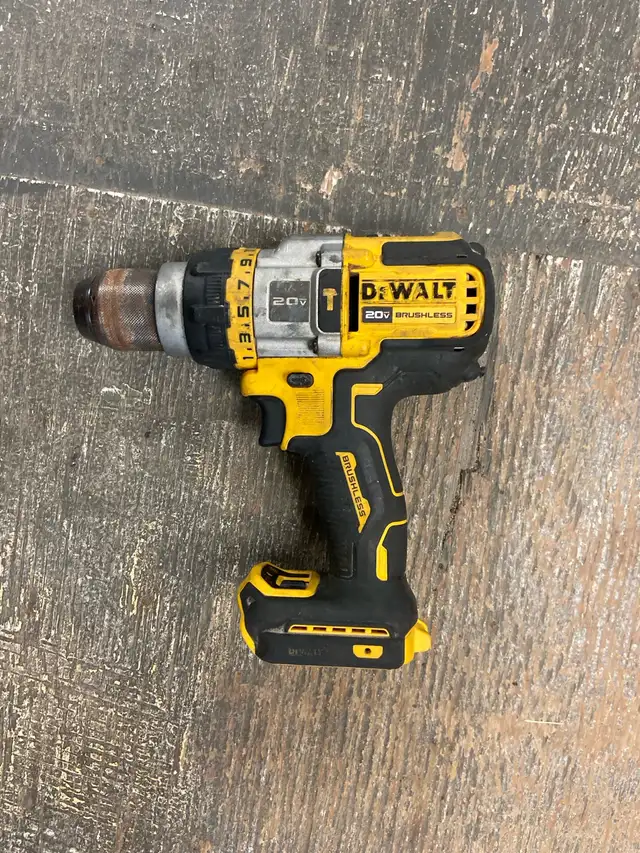 DeWalt 20V Drill | Power Tools | London | Free local classifieds - Kijiji