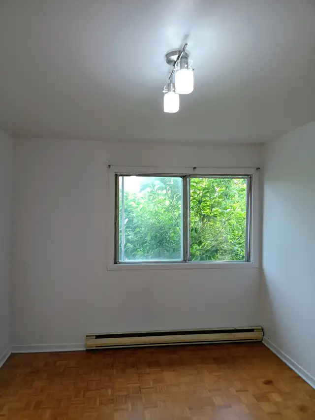 Grand 5 ½ à louer à Laval des Rapides – Metro Concorde | Long Term ...